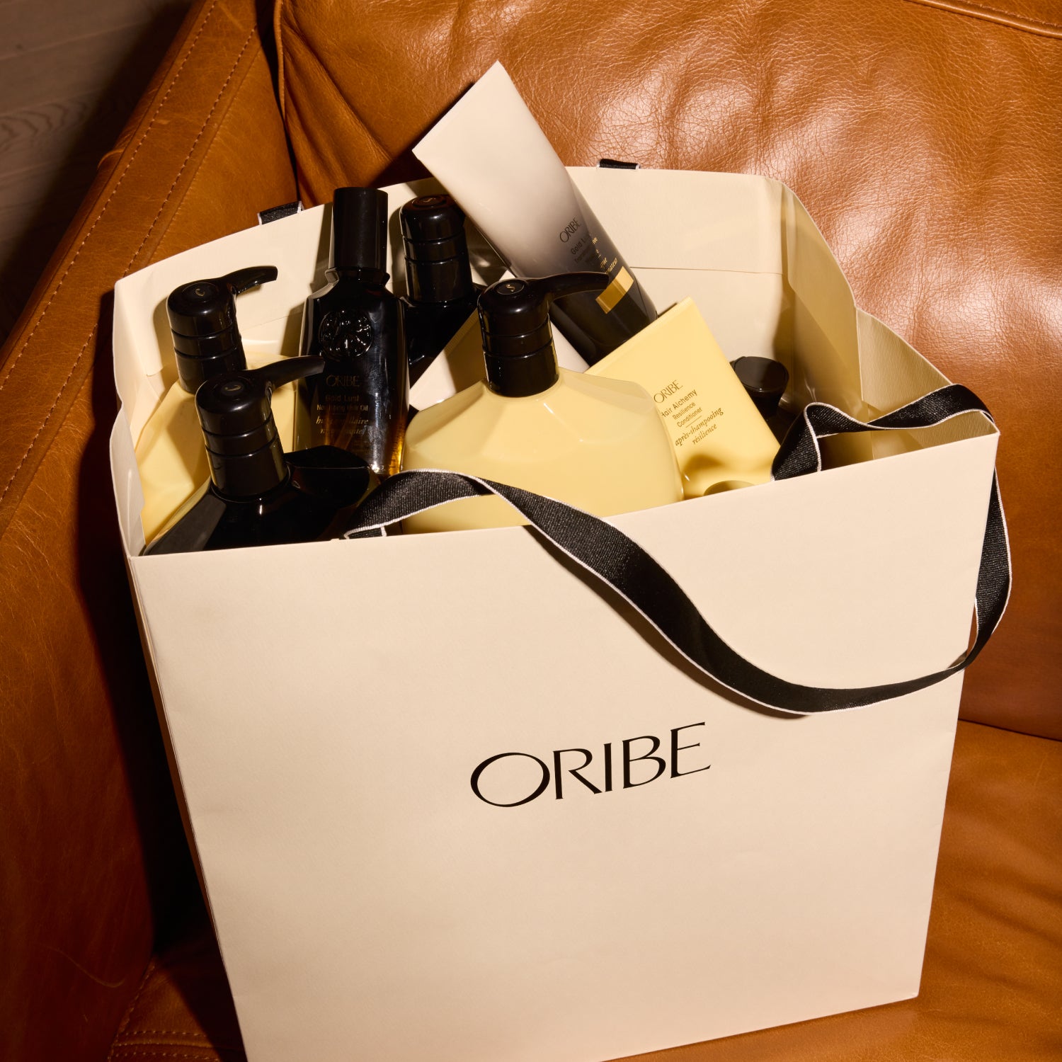 Discover Best Shampoos and Conditioners Texturizing Spray - Oribe Hair Care