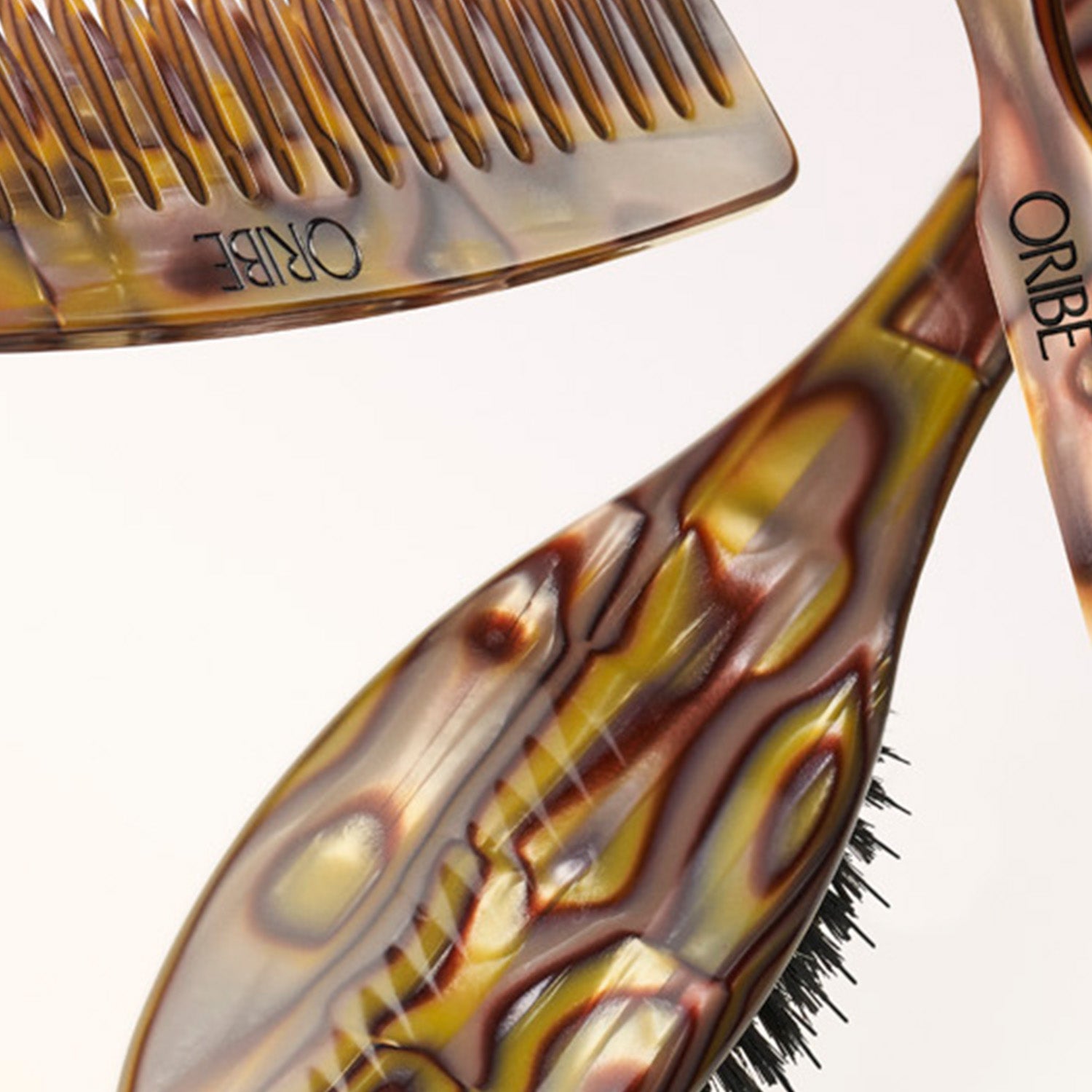 Tools & Accessories - Oribe Hair Care