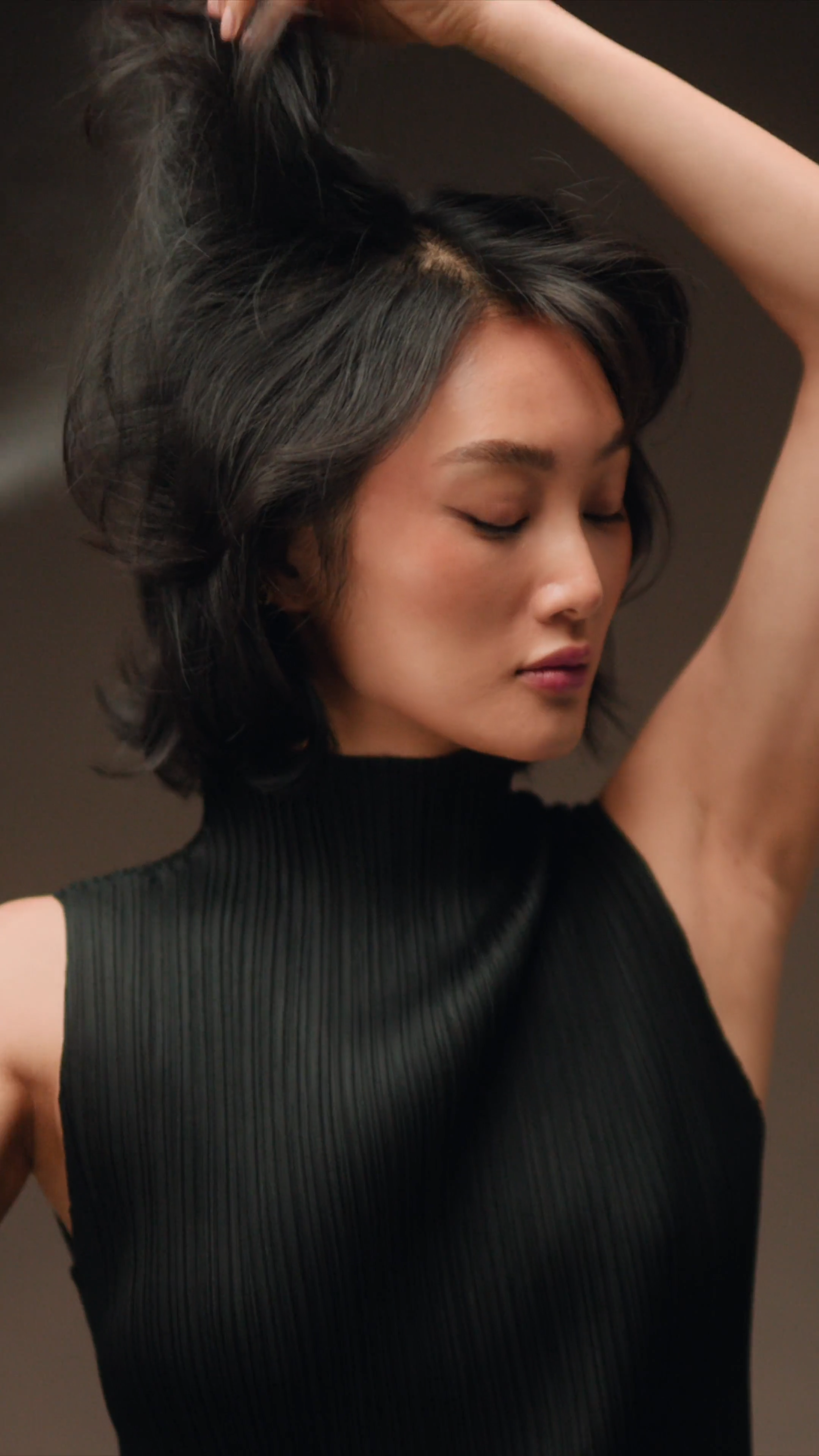 Dry Texturizing Spray – Oribe Hair Care