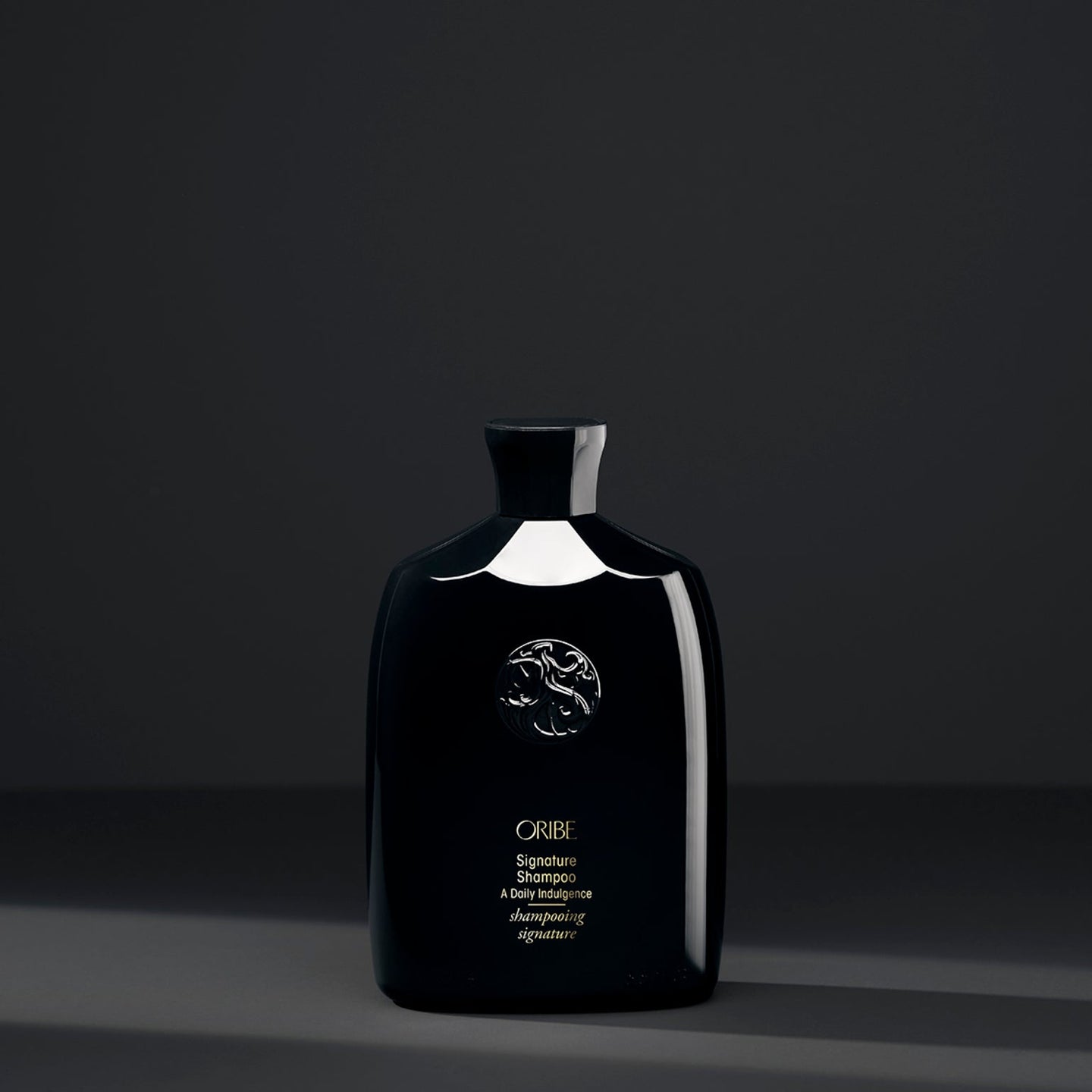 Signature Shampoo - Oribe Hair Care